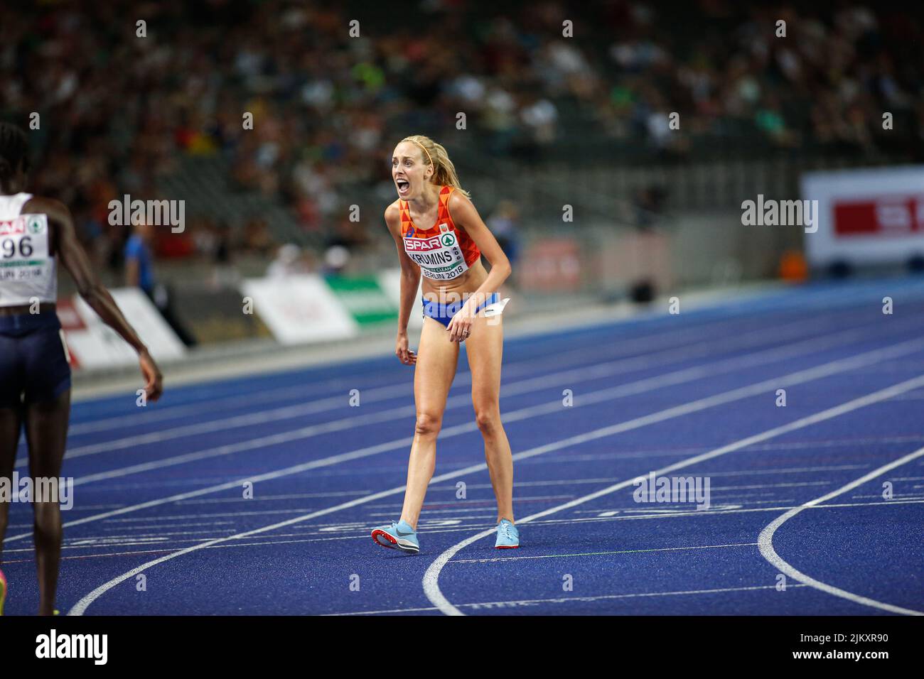 Susan Krumins participating in the 10.000 meters at the European ...