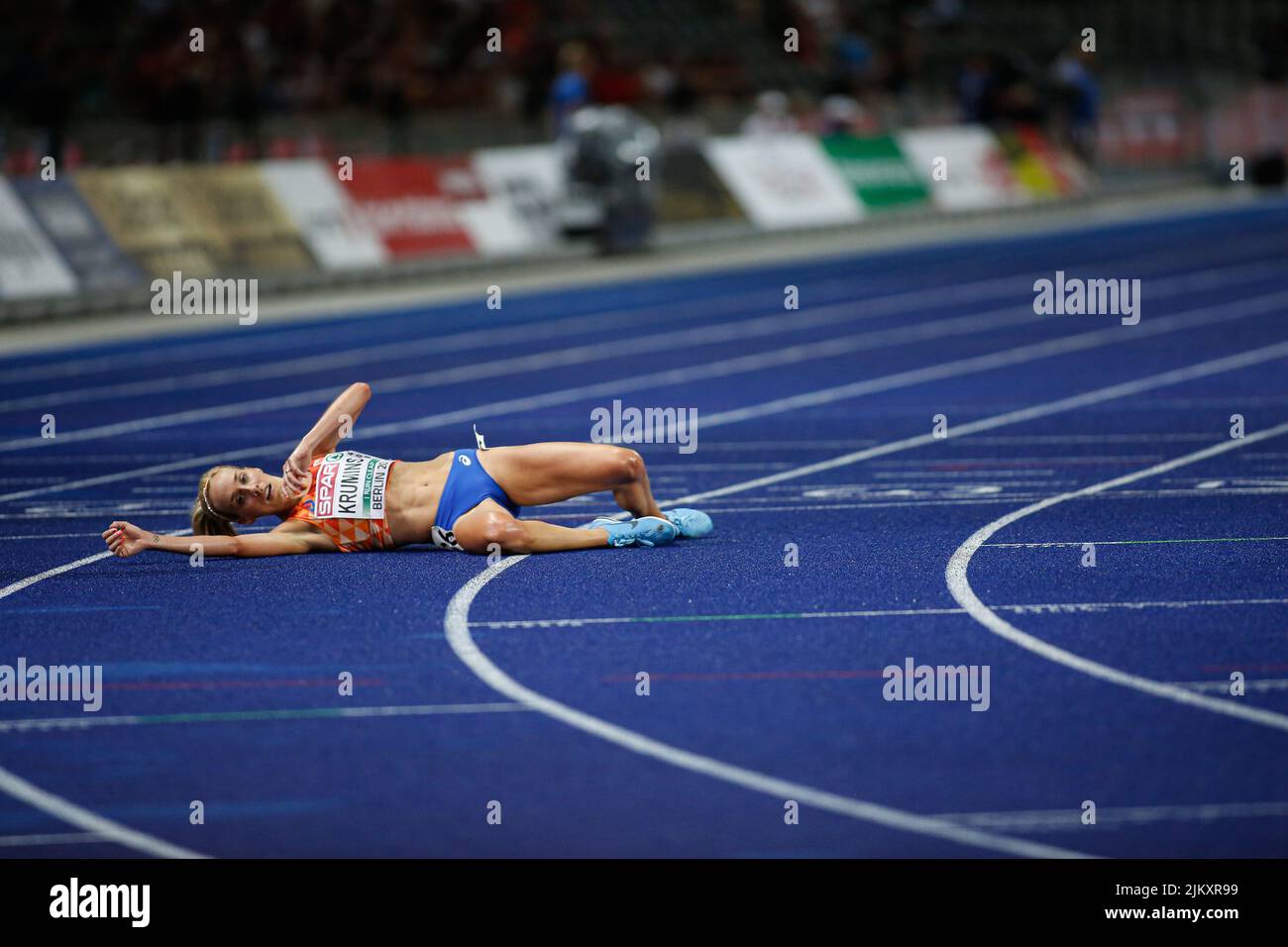 Susan Krumins participating in the 10.000 meters at the European ...