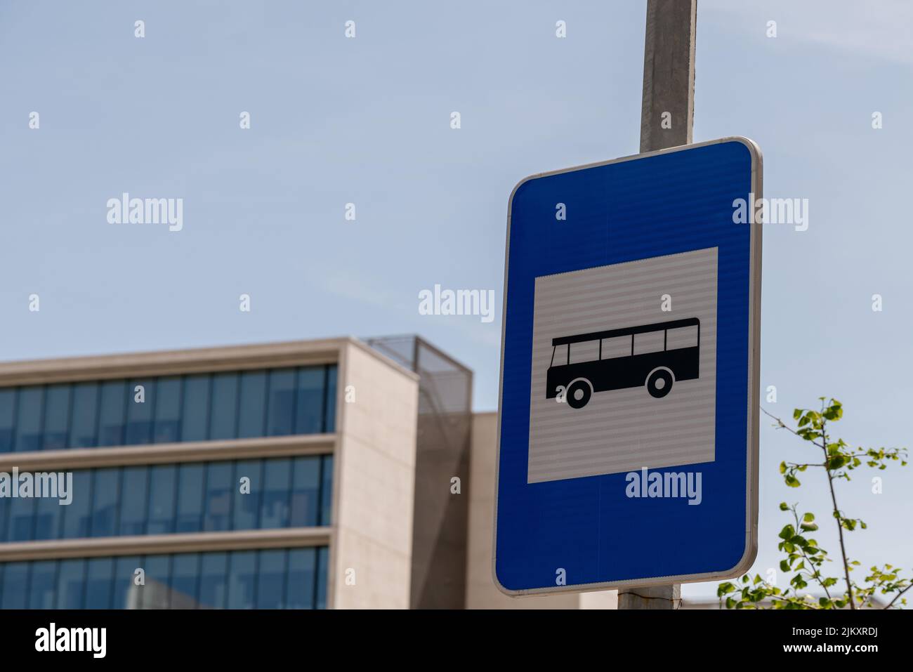 Bus parking sign hi-res stock photography and images - Alamy