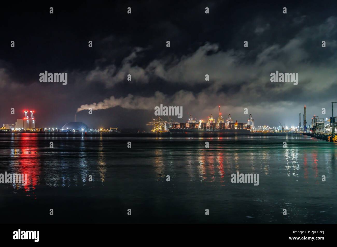 A view of the Southampton Container Port at Night in Hampshire, The UK ...