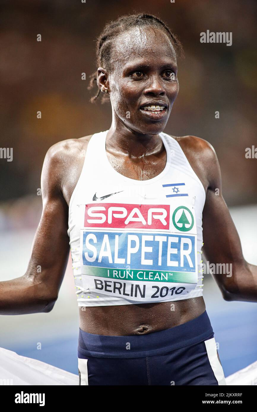 Lonah Chemtai Salpeter participating in the 10.000 meters at the ...
