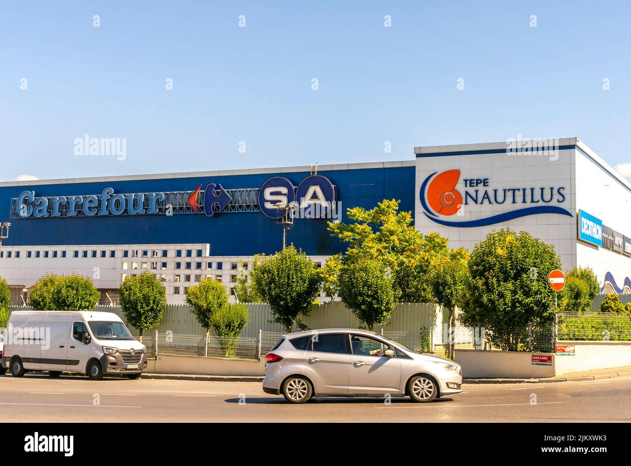 Big Carrefour Retailer warehouse and supermarket building in Kadikoy ...