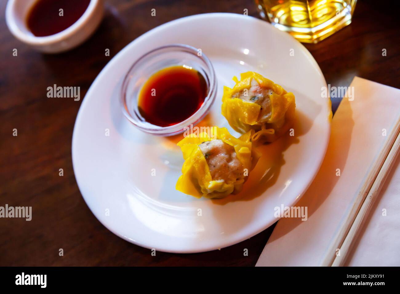 Pig eating japan hi-res stock photography and images - Alamy