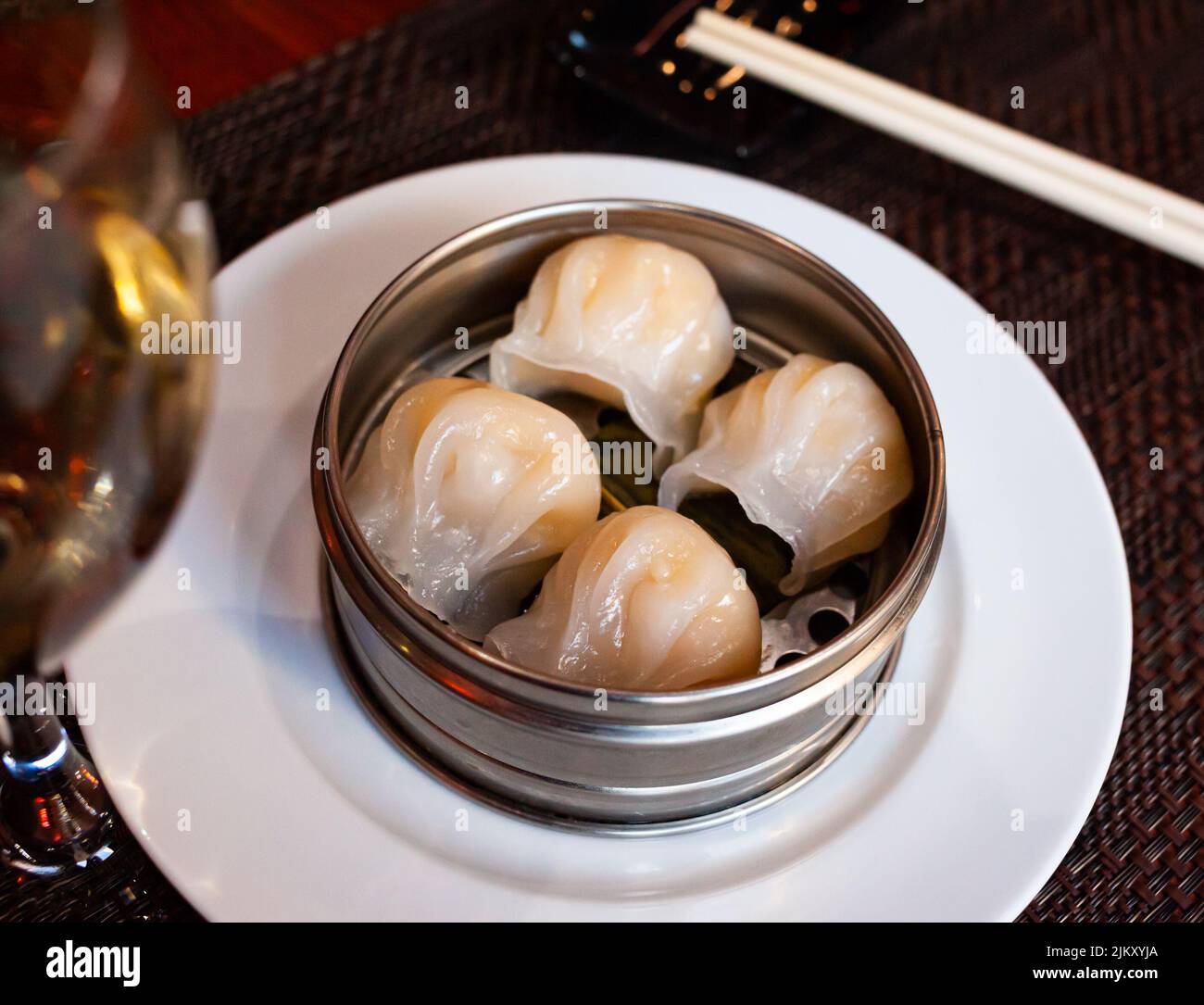 Japanese food Shumai - Steamed dumplings Stock Photo - Alamy