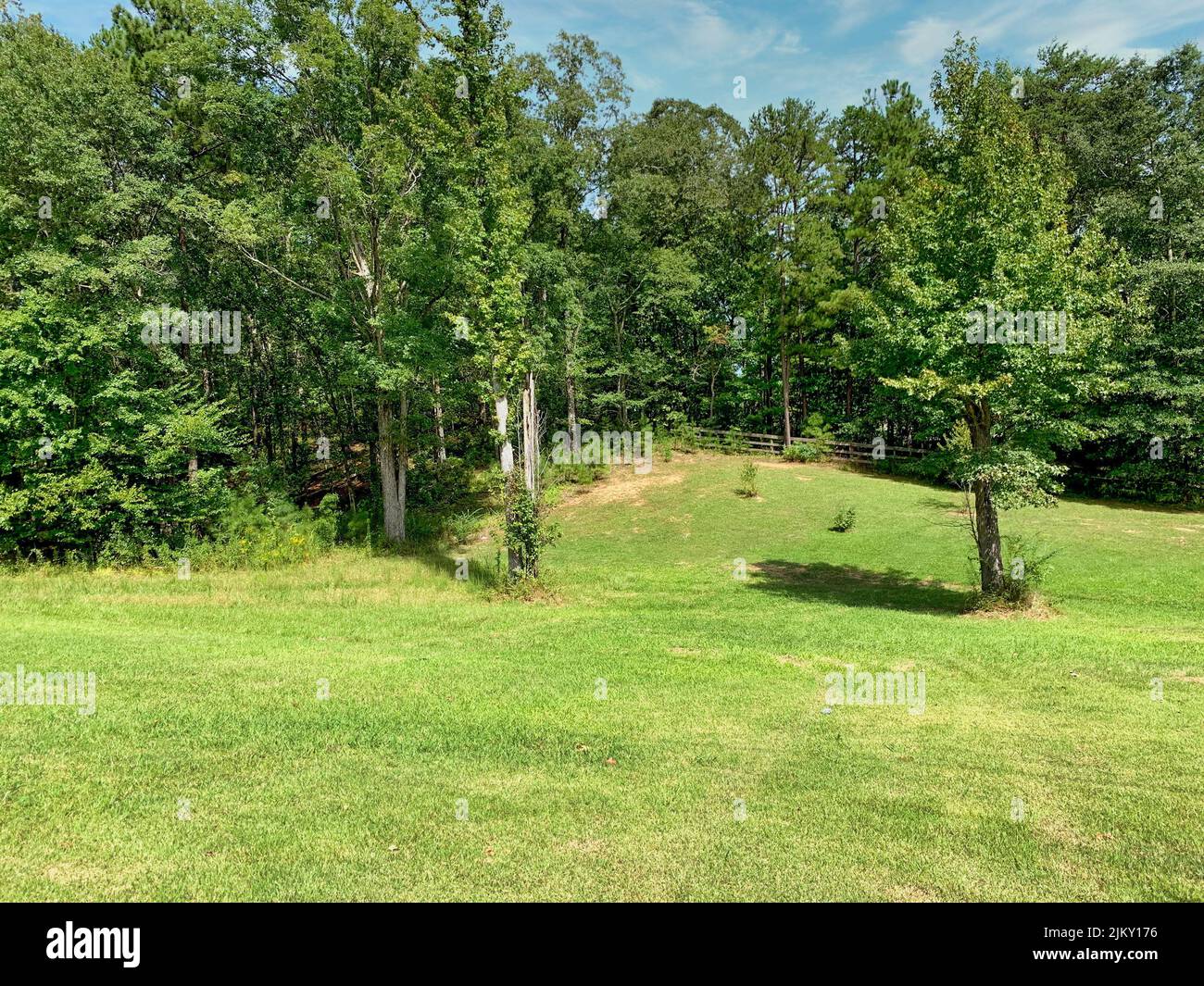 Outdoor nature and landscape setting in rural Alabama Stock Photo - Alamy