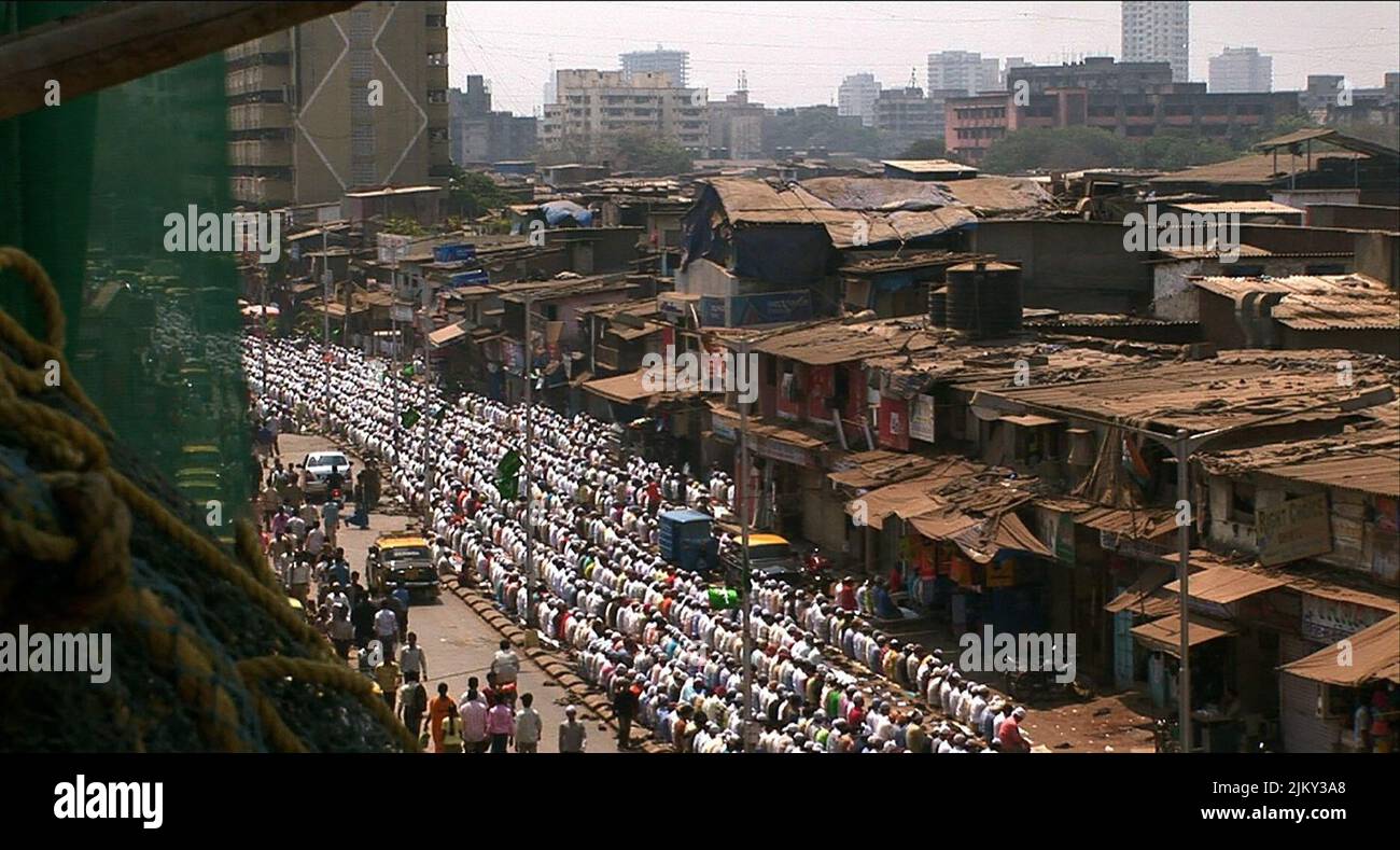 SLUM SCENE, DHARAVI SLUM FOR SALE, 2010 Stock Photo - Alamy