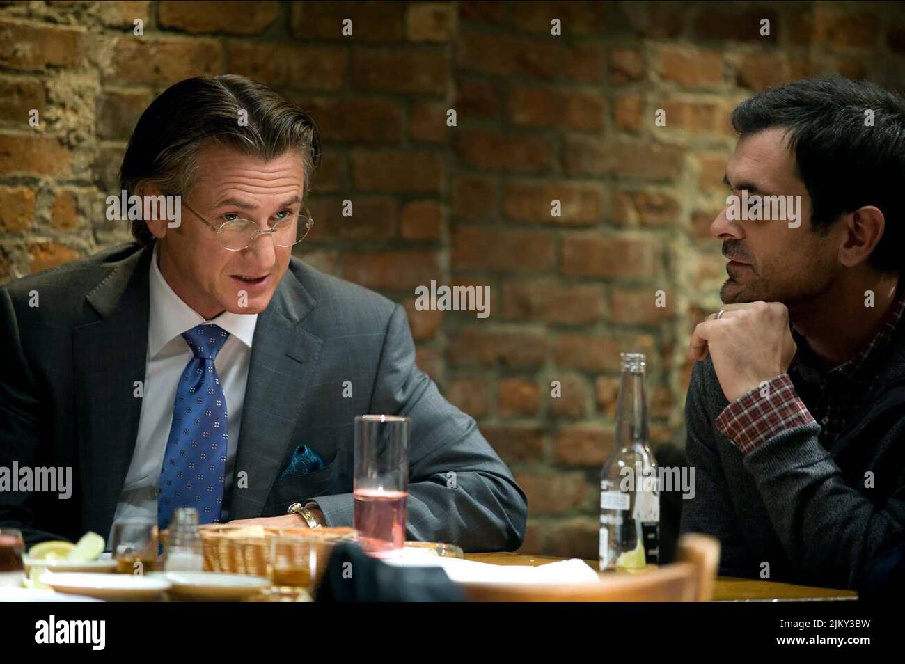 SEAN PENN, TY BURRELL, FAIR GAME, 2010 Stock Photo - Alamy