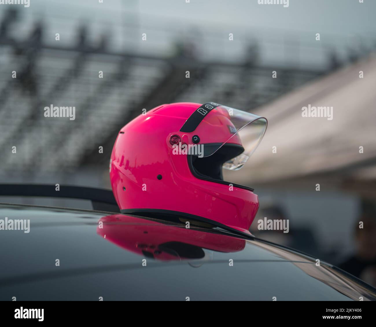 Pink helmet hi-res stock photography and images - Alamy