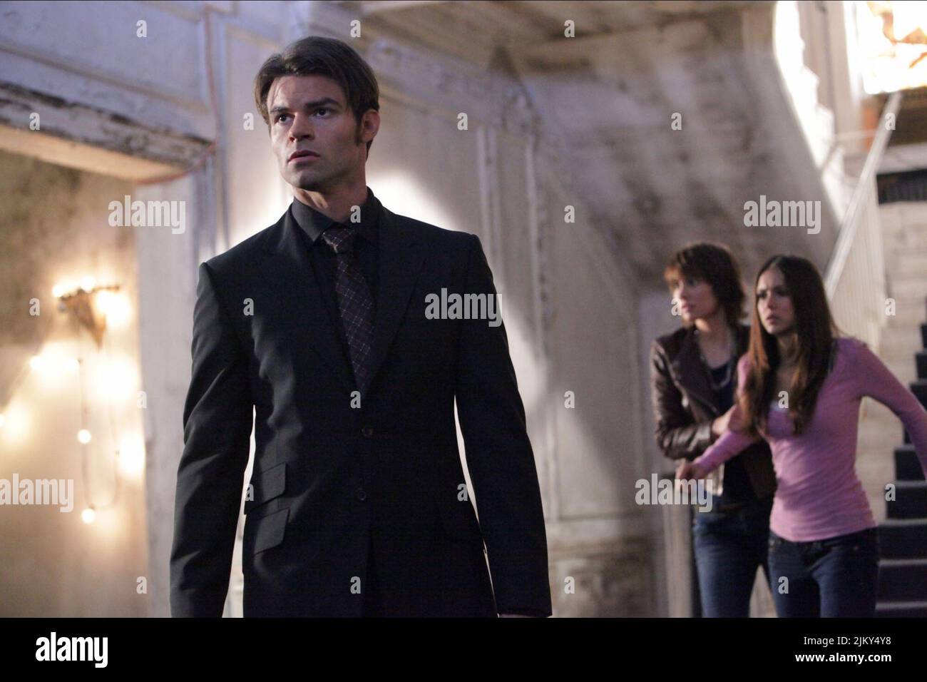 DANIEL GILLIES, LAUREN COHAN, NINA DOBREV, THE VAMPIRE DIARIES : SEASON ...