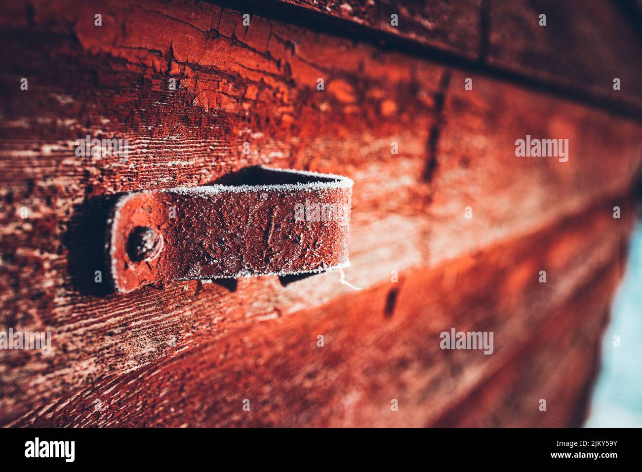 Rusty metal door handle hi-res stock photography and images - Alamy