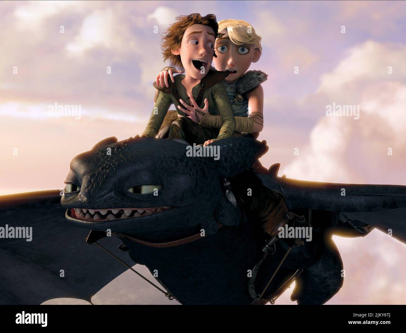 How To Train Your Dragon Hiccup And Toothless Hug