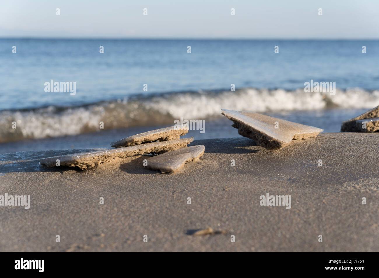 Ice melting on sandy hi-res stock photography and images - Alamy