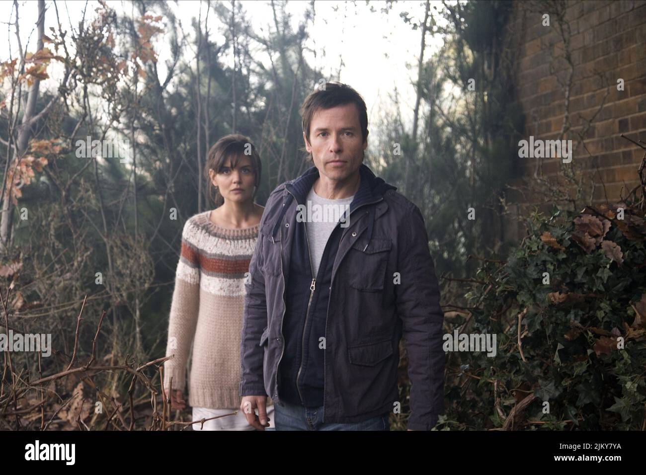 KATIE HOLMES, GUY PEARCE, DON'T BE AFRAID OF THE DARK, 2010 Stock Photo ...