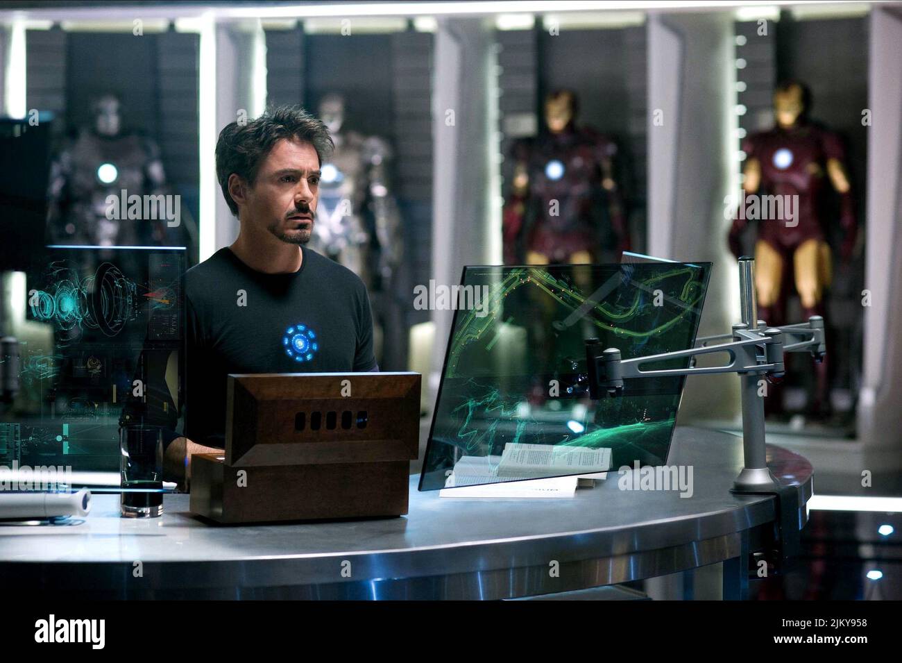 ROBERT DOWNEY JR, IRON MAN 2, 2010 Stock Photo - Alamy