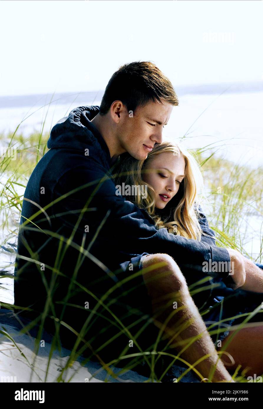 CHANNING TATUM AMANDA SEYFRIED, DEAR JOHN, 2010 Stock Photo - Alamy