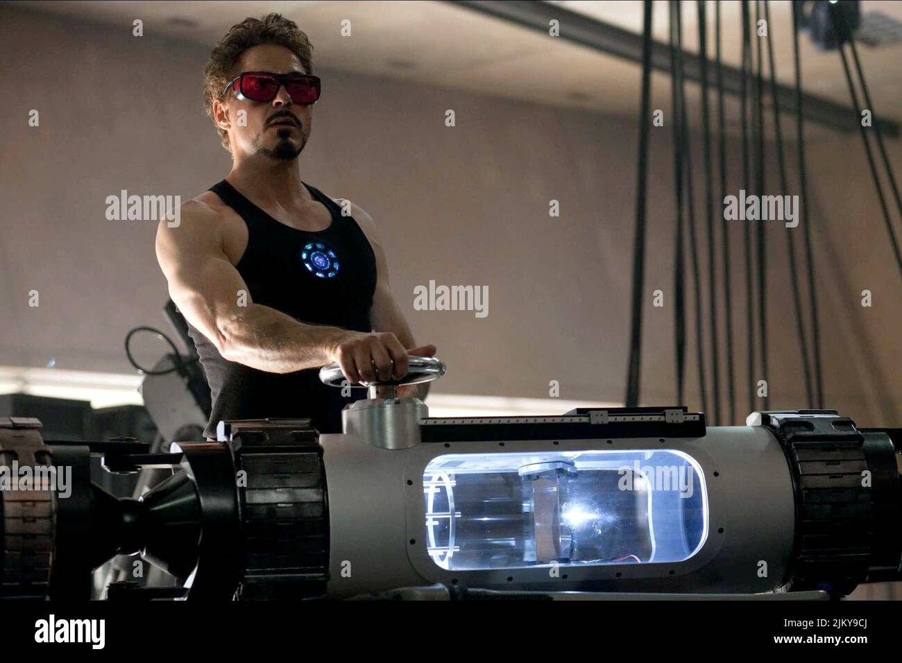 Iron man 2 stills hi-res stock photography and images - Alamy