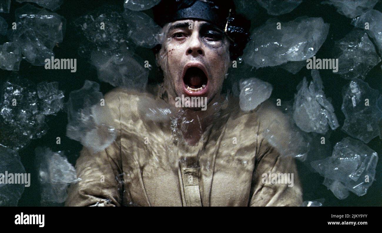 BENICIO DEL TORO, THE WOLFMAN, 2010 Stock Photo - Alamy