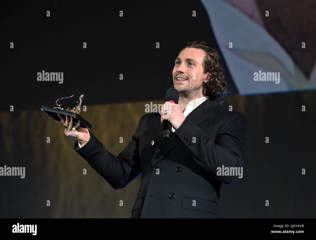 Aaron Taylor Johnson Mtv Movie Awards 2022