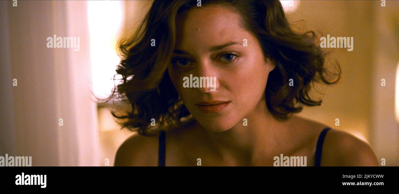Inception film stills hi-res stock photography and images - Alamy
