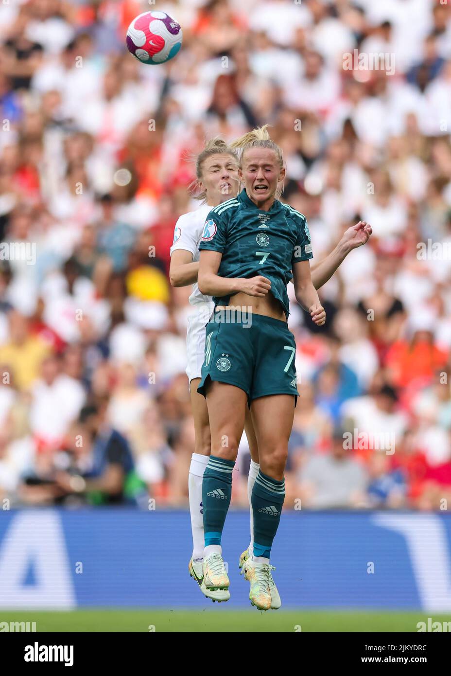 London, England, 31st July 2022. Leah Williamson of England battles for ...