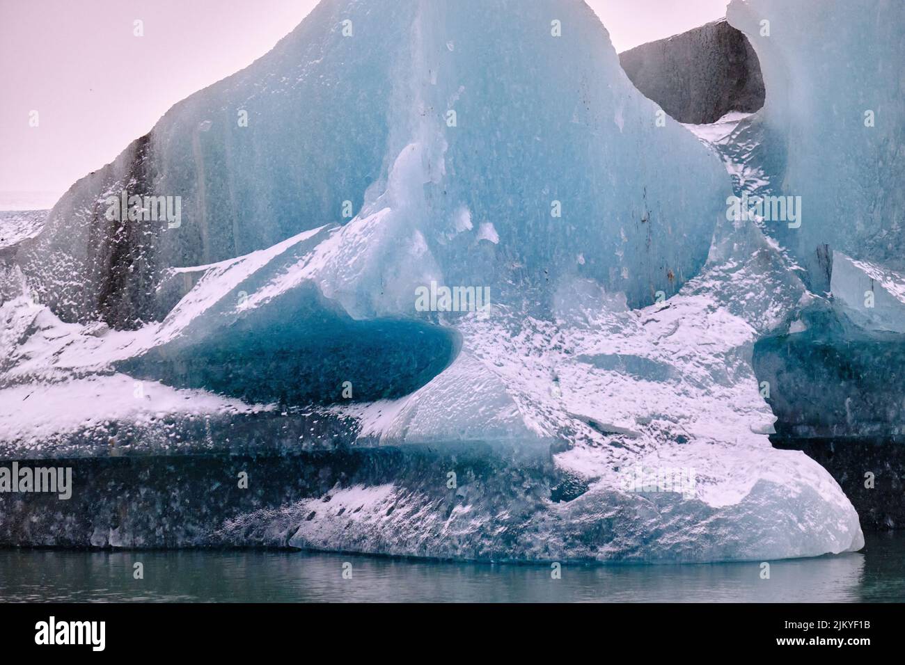 Iceberg colors hi-res stock photography and images - Alamy