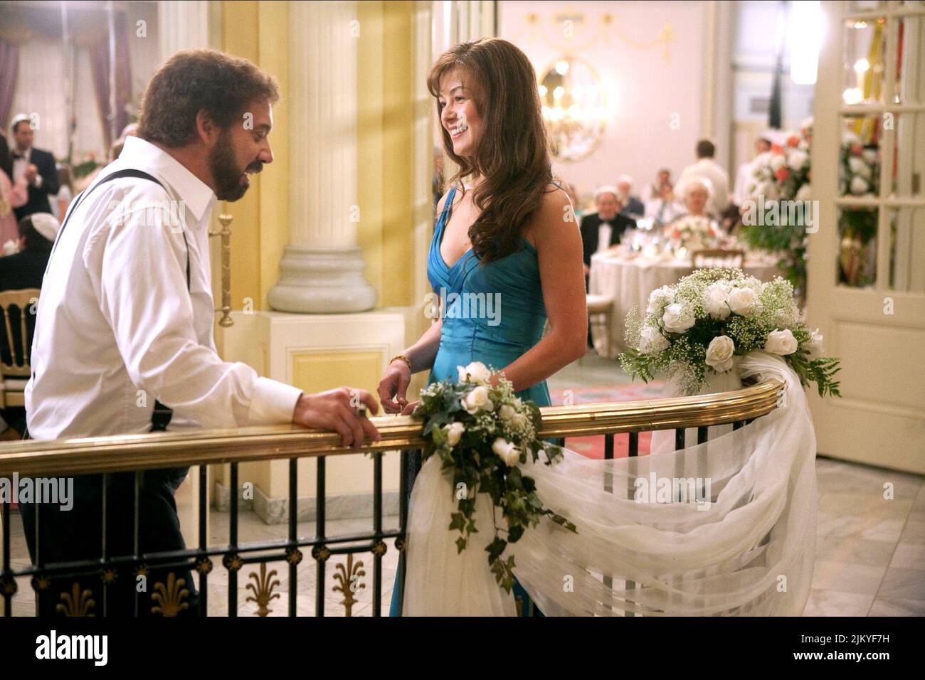 PAUL GIAMATTI, ROSAMUND PIKE, BARNEY'S VERSION, 2010 Stock Photo - Alamy