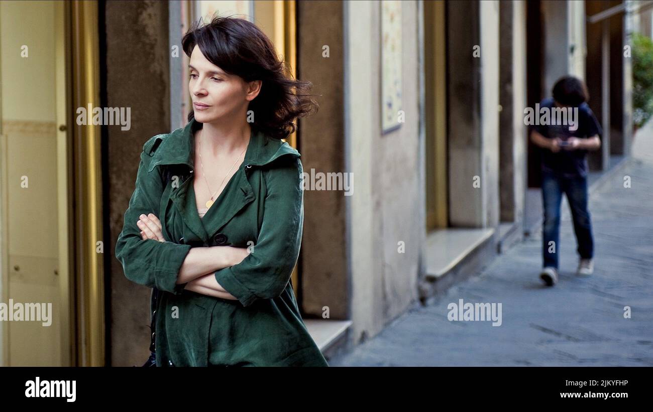 Juliette binoche 2010 hi-res stock photography and images - Alamy