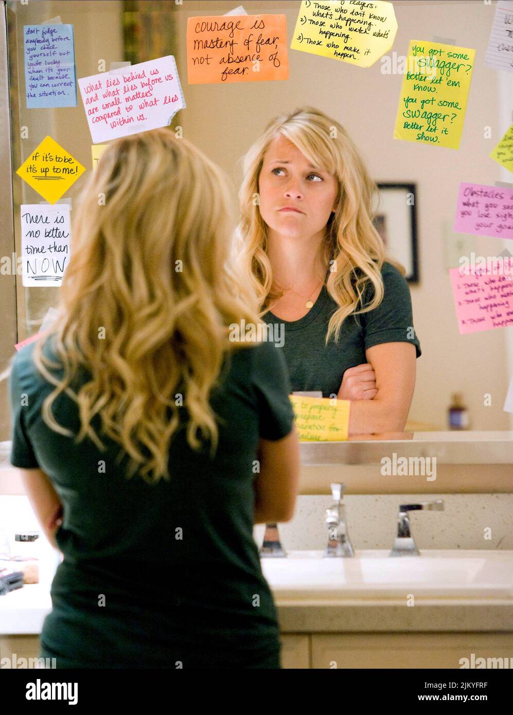 REESE WITHERSPOON, HOW DO YOU KNOW, 2010 Stock Photo - Alamy