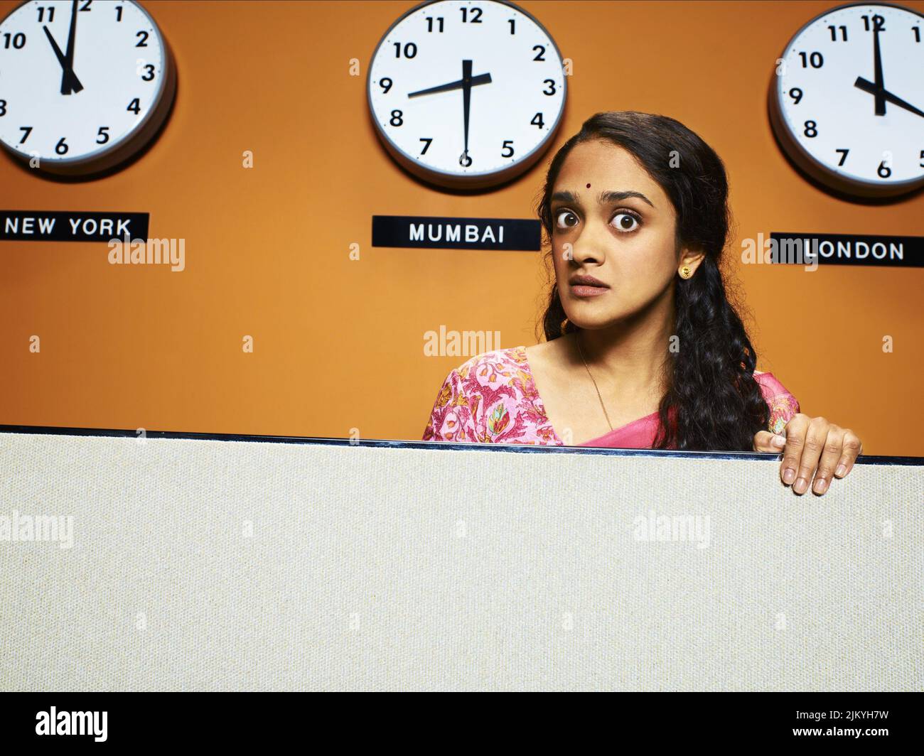 Outsourced tv hi-res stock photography and images - Alamy