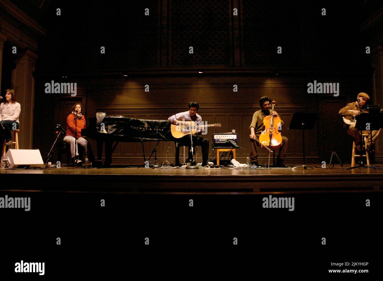 Magnetic fields band hi-res stock photography and images - Alamy
