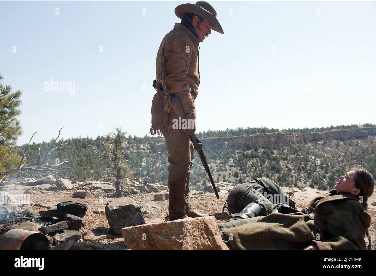 MATT DAMON, HAILEE STEINFELD, TRUE GRIT, 2010 Stock Photo - Alamy