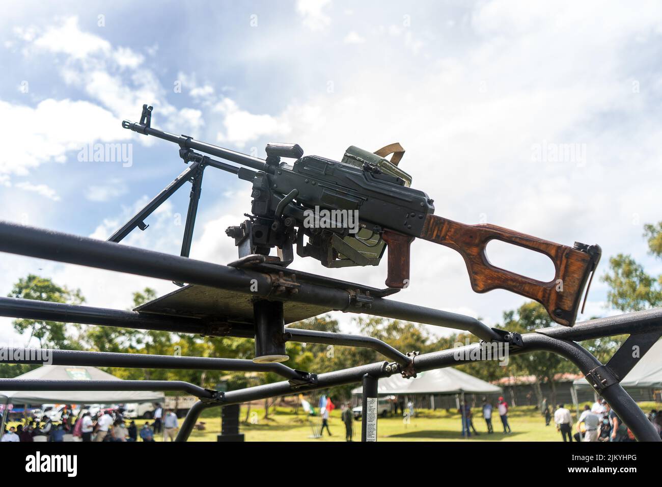Military vehicle with machine gun hi-res stock photography and images ...