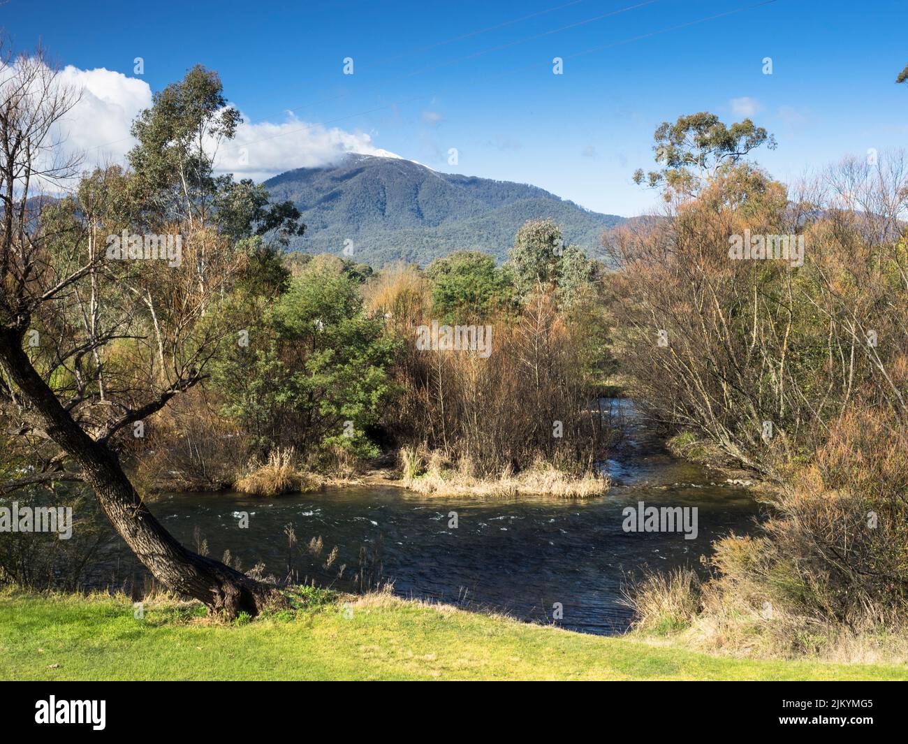 Kiewa River above Ryders Bridge, Tawonga with Mount Bogong (1986m ...