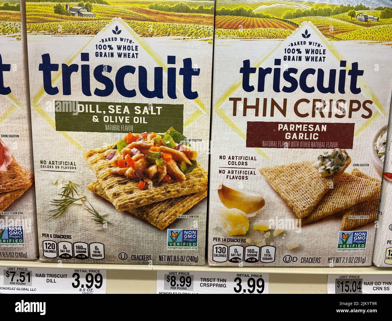 Store shelf snacks hi-res stock photography and images - Alamy