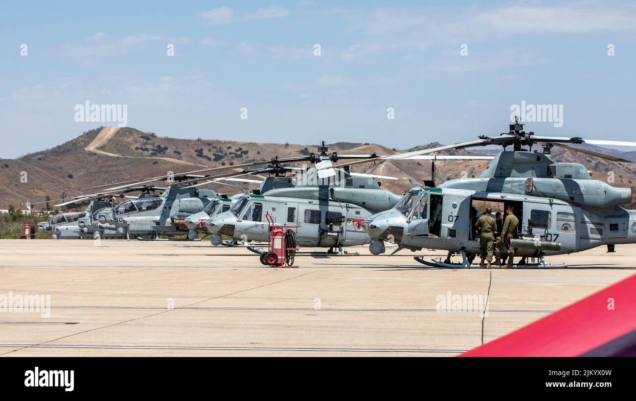 U.S. Marines with Marine Light Helicopter Attack Squadron (HMLA) 775 ...