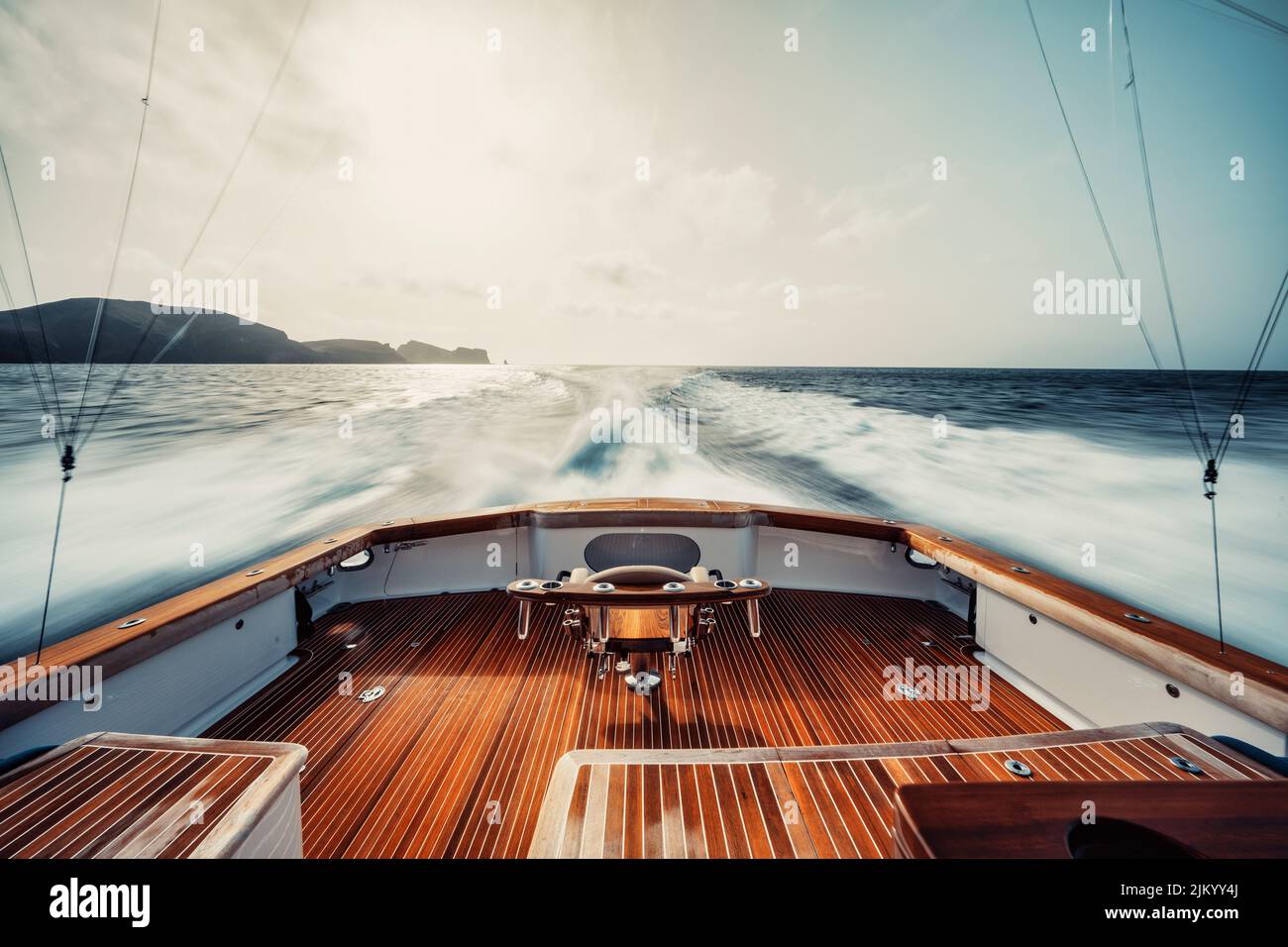 Stern view hi-res stock photography and images - Alamy