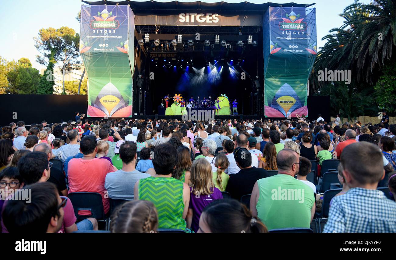 El Pot Petit performs at the Festival of Jardins of Terramar in Sitges ...