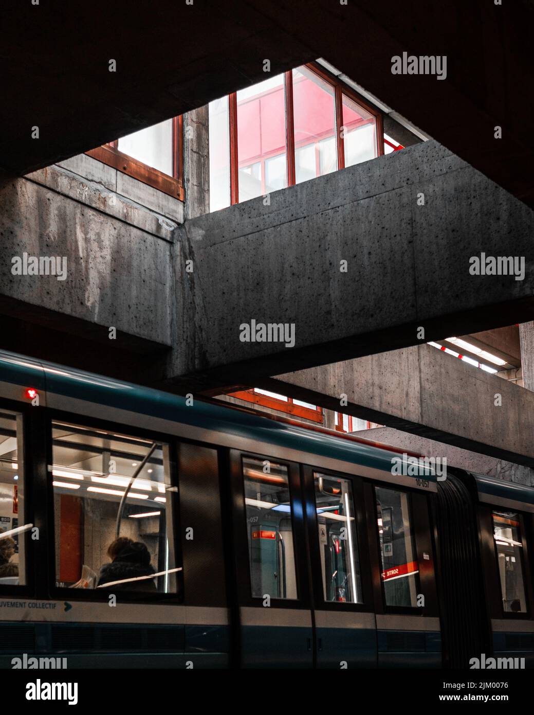 Railway station subway hi-res stock photography and images - Alamy