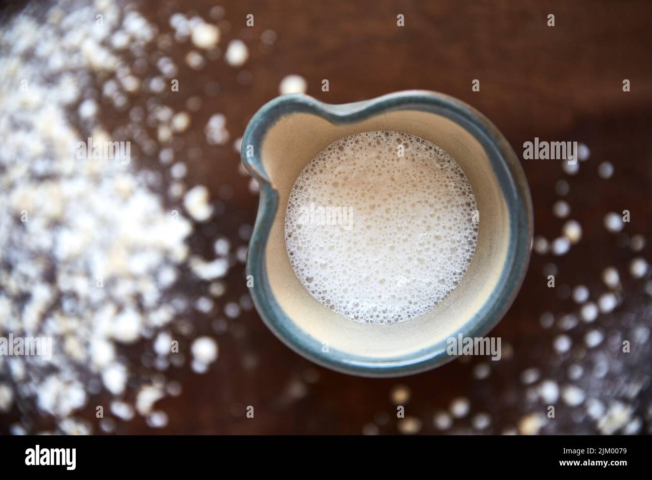 Overhead shot table hi-res stock photography and images - Alamy