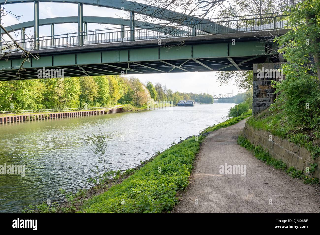 Long but small river hi-res stock photography and images - Alamy