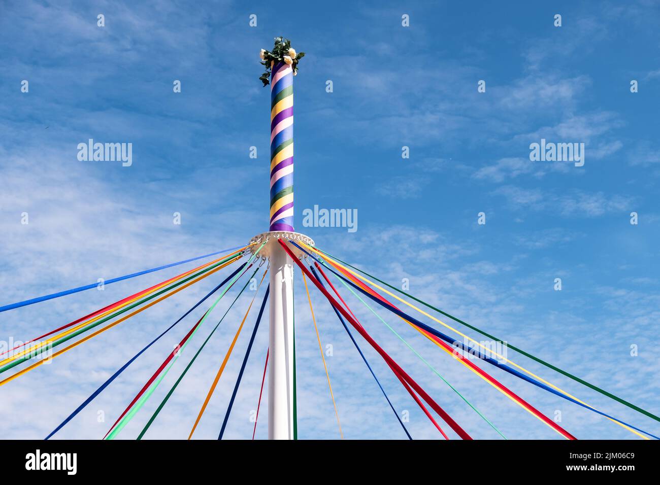 Live dance hi-res stock photography and images - Alamy