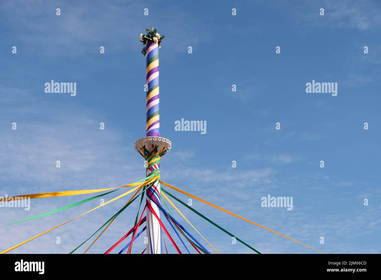 Live dance hi-res stock photography and images - Alamy