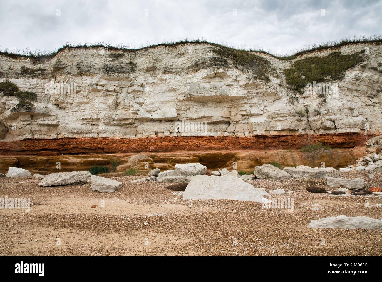 Old hunstanton cliff hi-res stock photography and images - Alamy