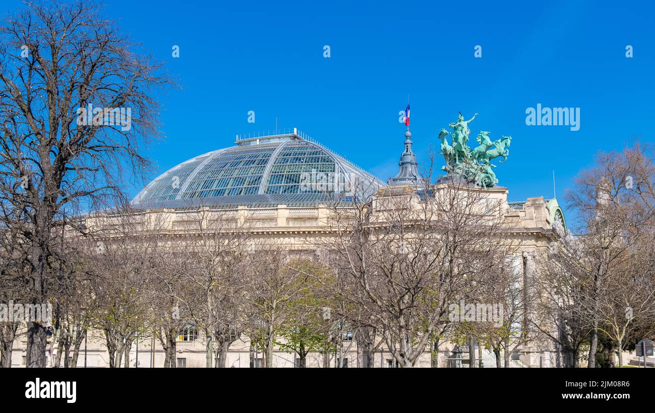 Paris, the « Grand Palais », beautiful building in a chic area of the ...