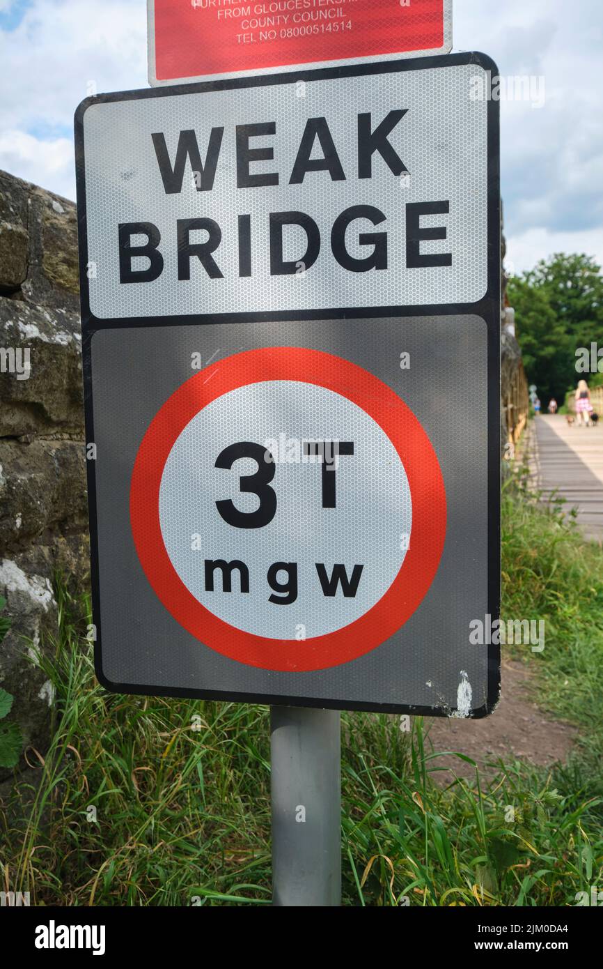 Old wye road bridge sign hi-res stock photography and images - Alamy