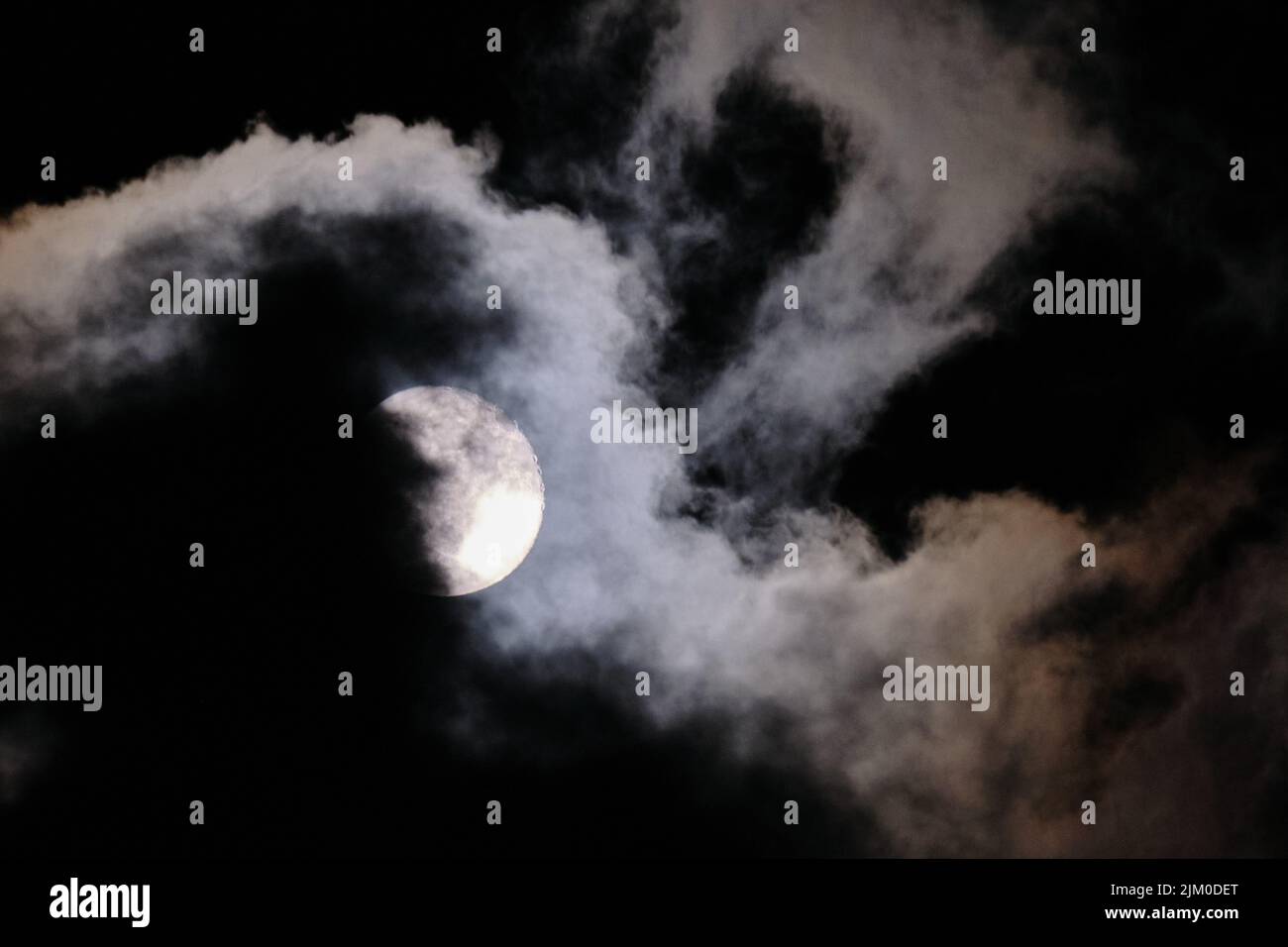 Mist backdrop hi-res stock photography and images - Alamy