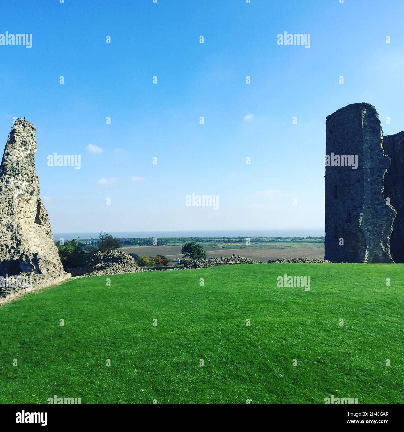 Hadleigh castle hi-res stock photography and images - Alamy