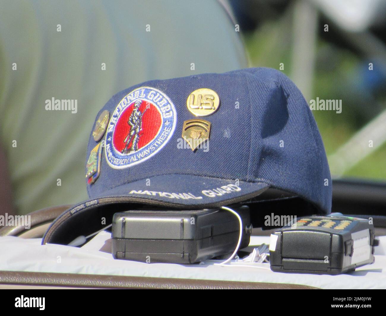 Portable radios hi-res stock photography and images - Alamy