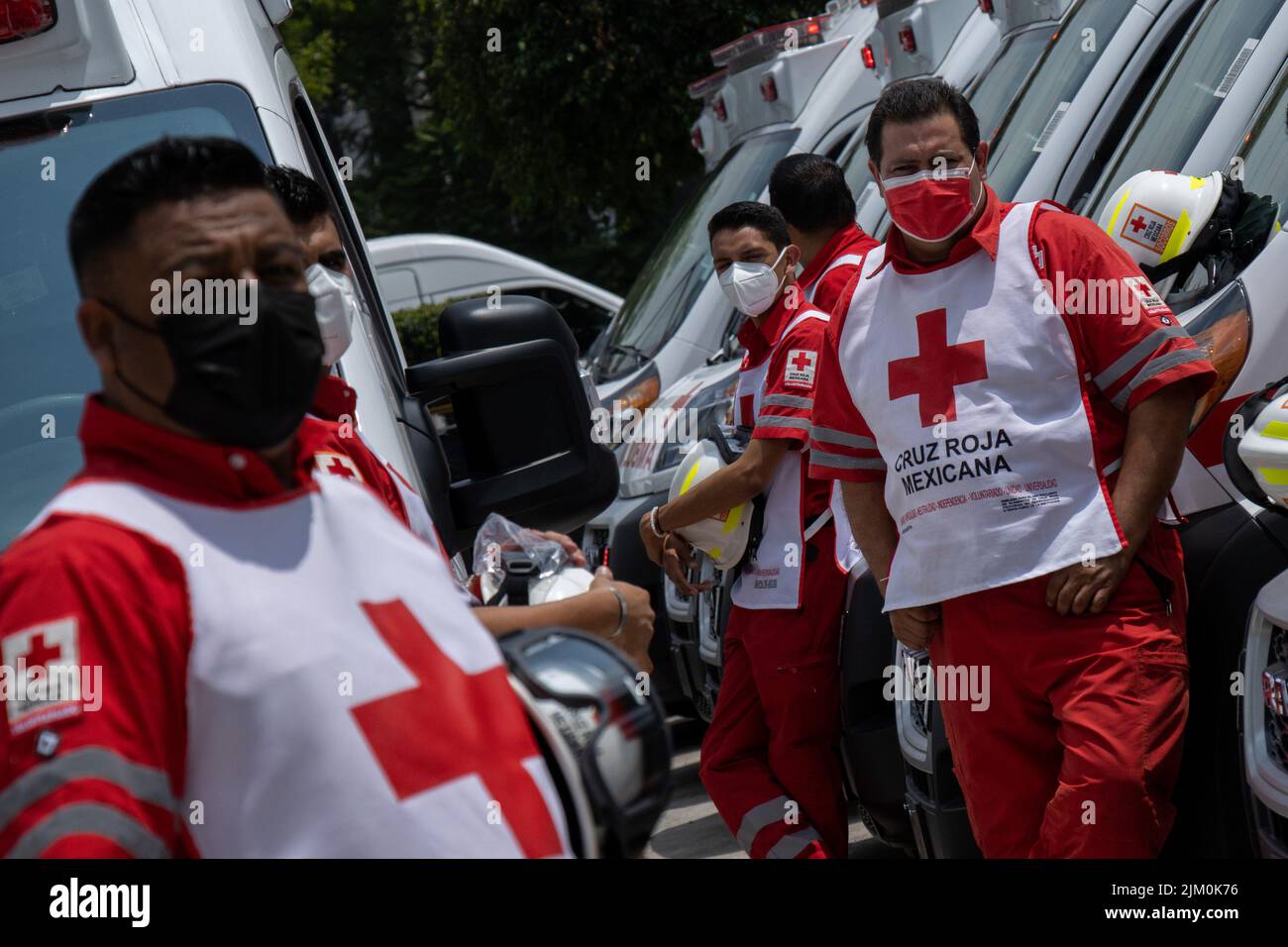 Director general de la cruz roja hi-res stock photography and images ...