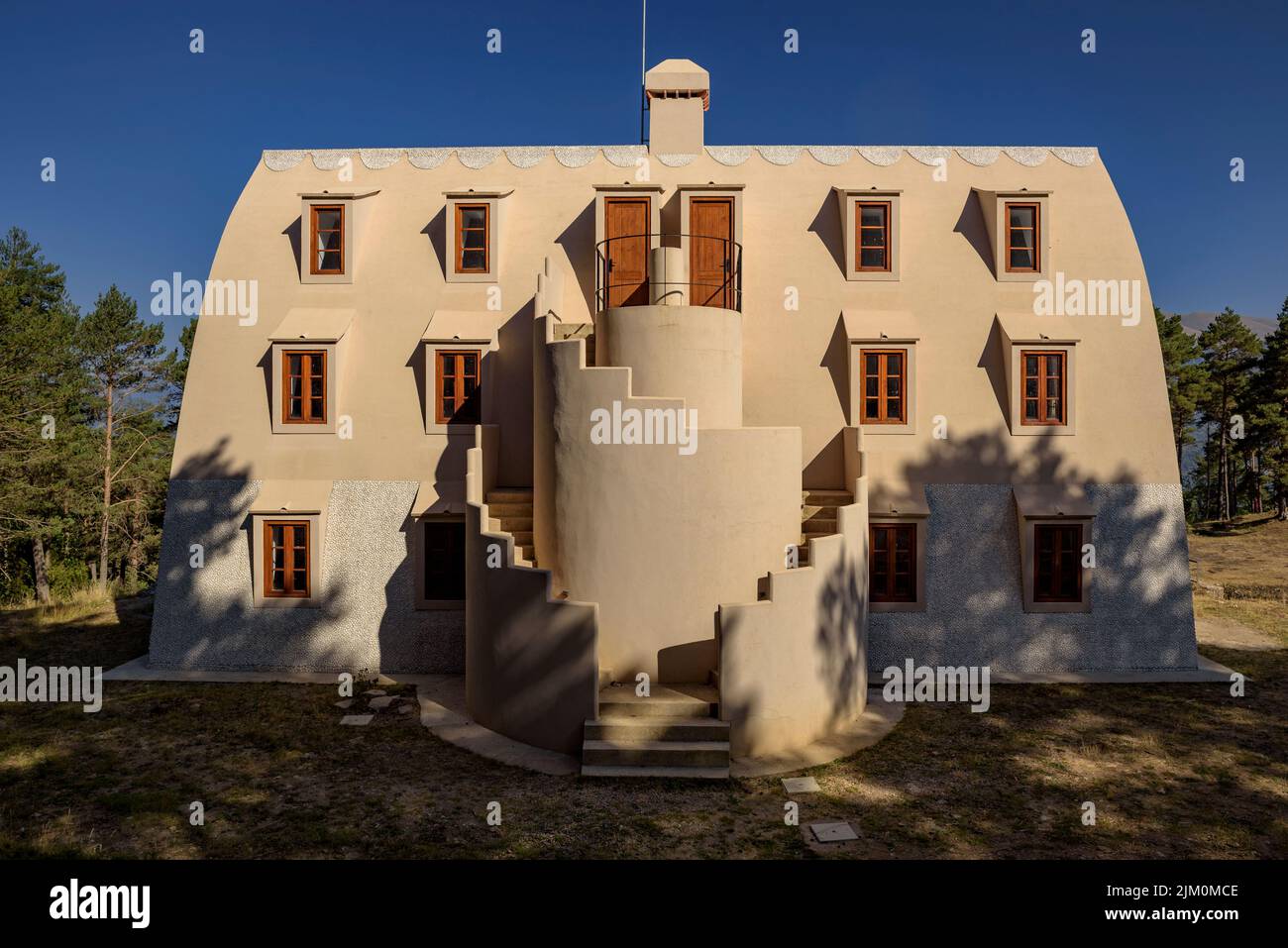 Modern chalet spain hi-res stock photography and images - Alamy
